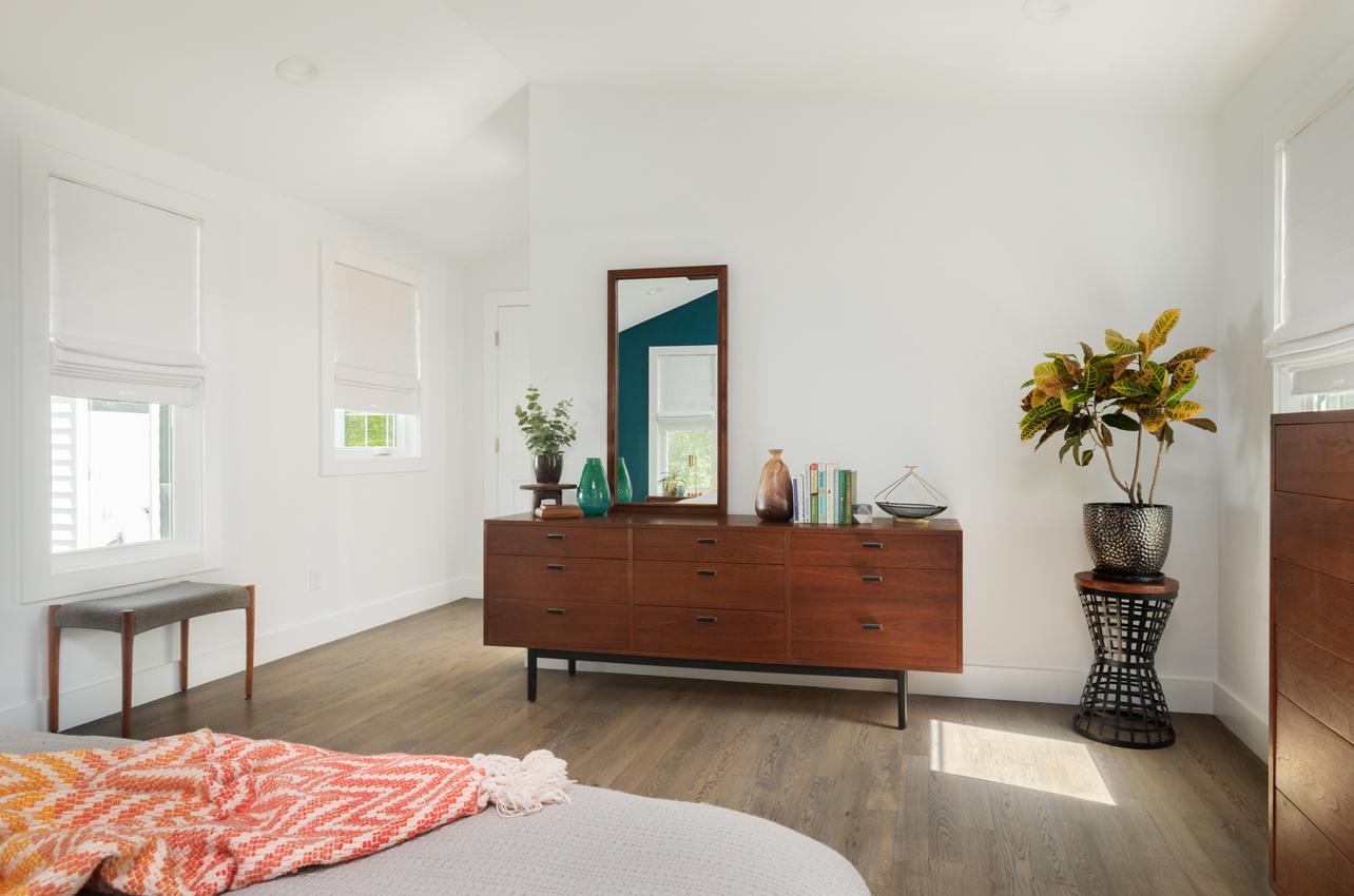 Mid-Century Primary Suite - Hercules Design Build | St. Louis Design ...